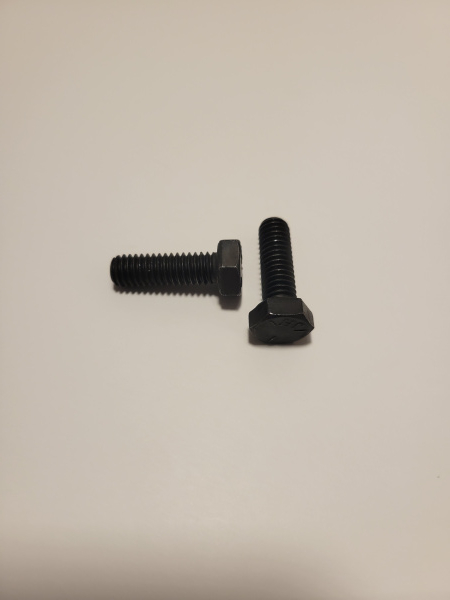 Hex Cap Screw GR5 1 1/2-6X5 PLN PT | DW Fastener